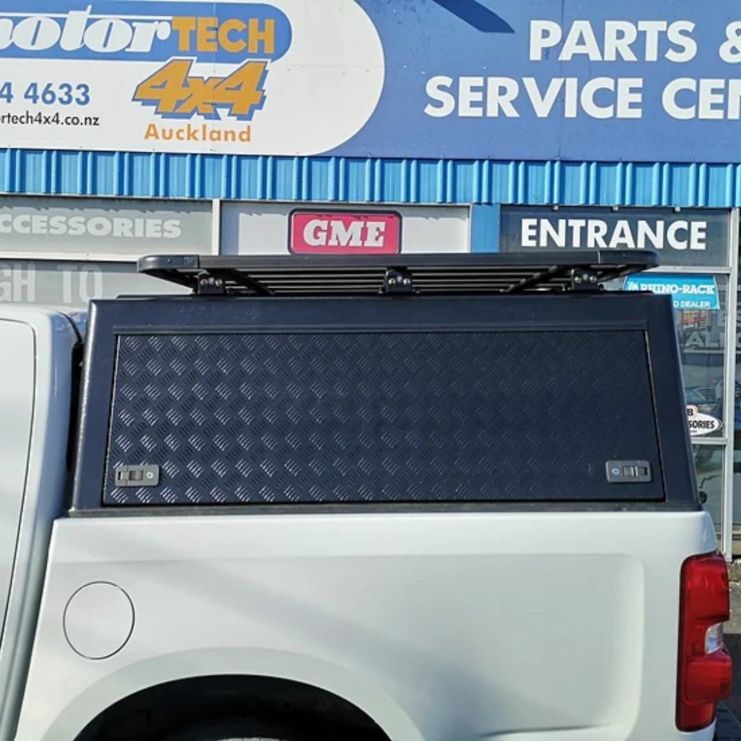 Holden Colorado 2012 + Bushtech Aluminium Canopies